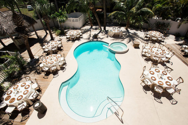 Siesta Key Tropical Poolside Reception | Tropical Breeze Resort - Marry ...