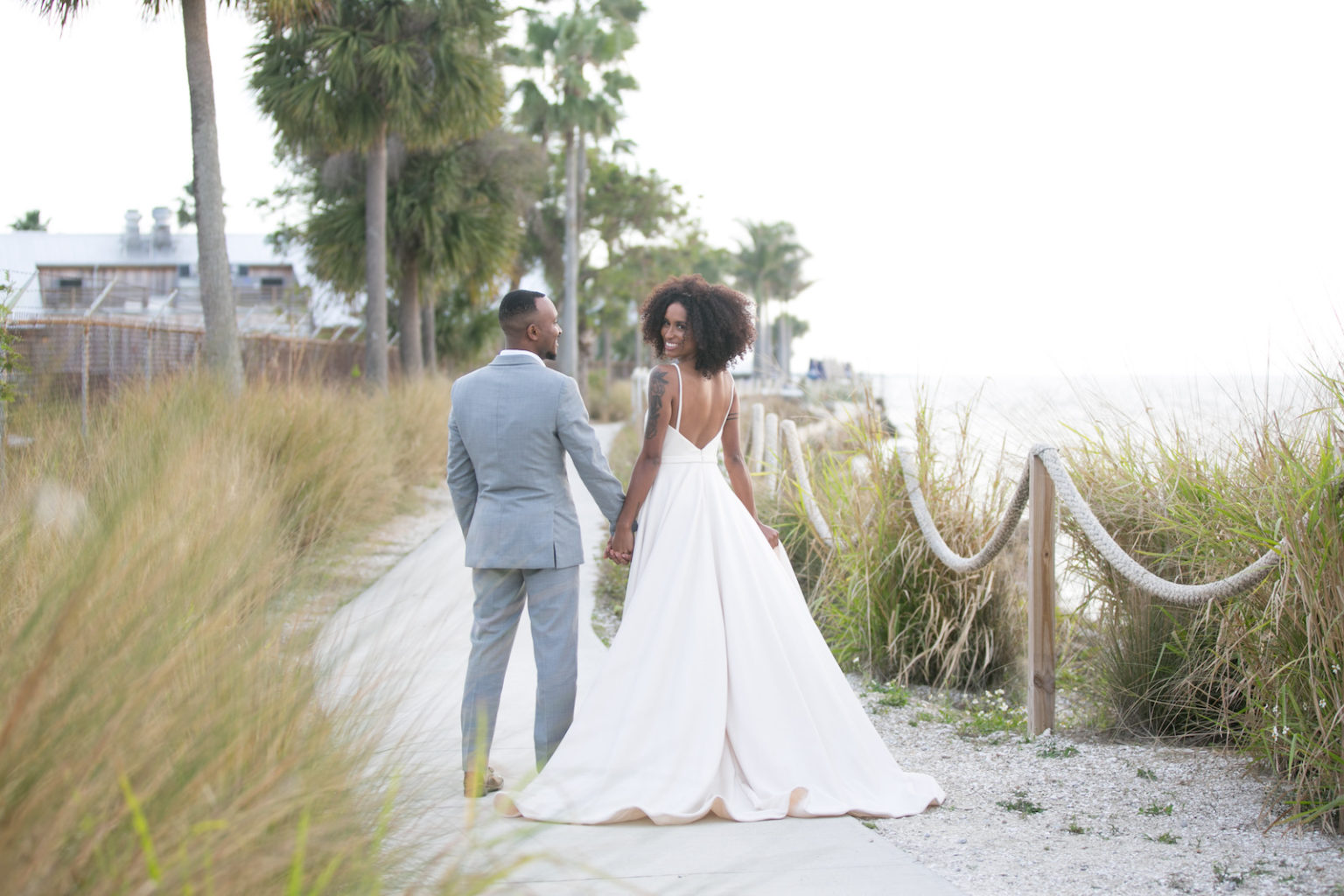 Vibrant, Tropical South Tampa Beach Wedding | Salt Shack On The Bay ...